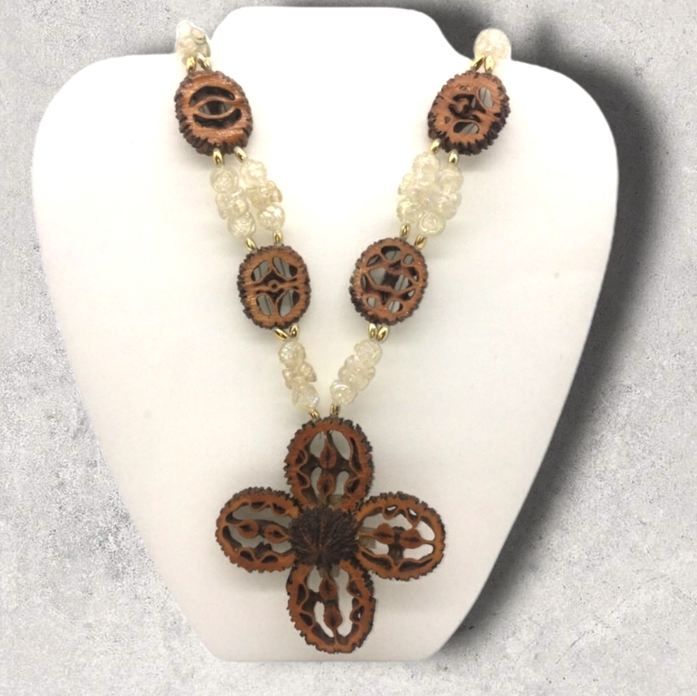 Rare Vintage Walnut Tramp Art Beaded Necklace A4 - Gem